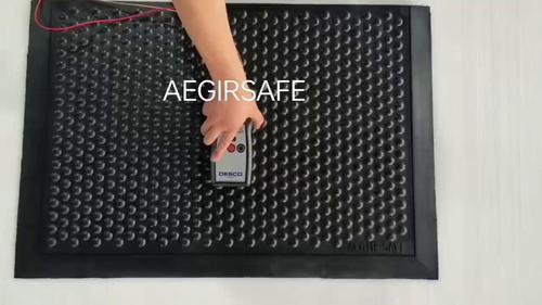 ELECTRICALLY CONDUCTIVE BUBBLE TOP ANTI-FATIGUE MAT - Aegir Industries ...